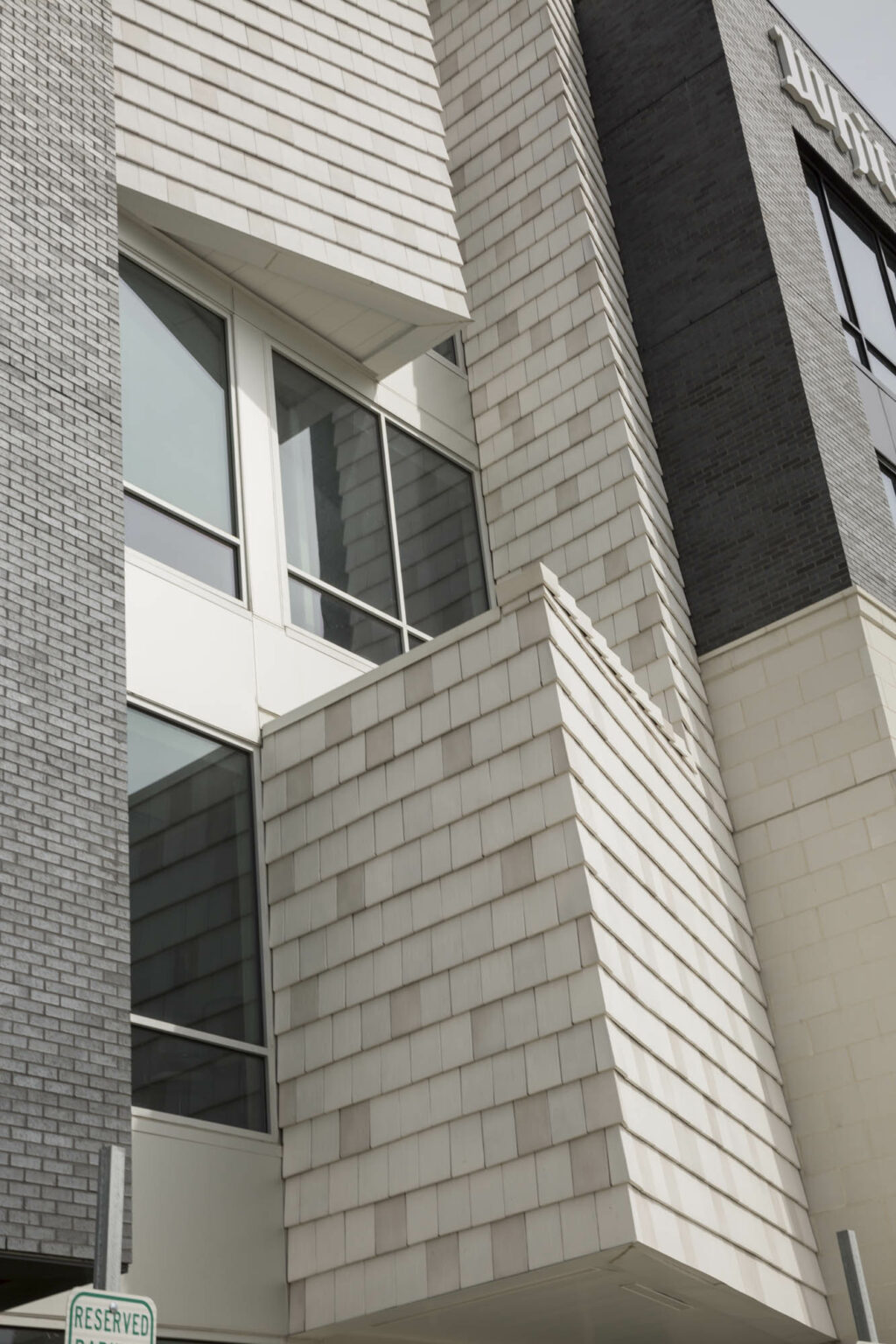 White Castle Headquarters | Wall Cladding | Ludowici Roof Tile